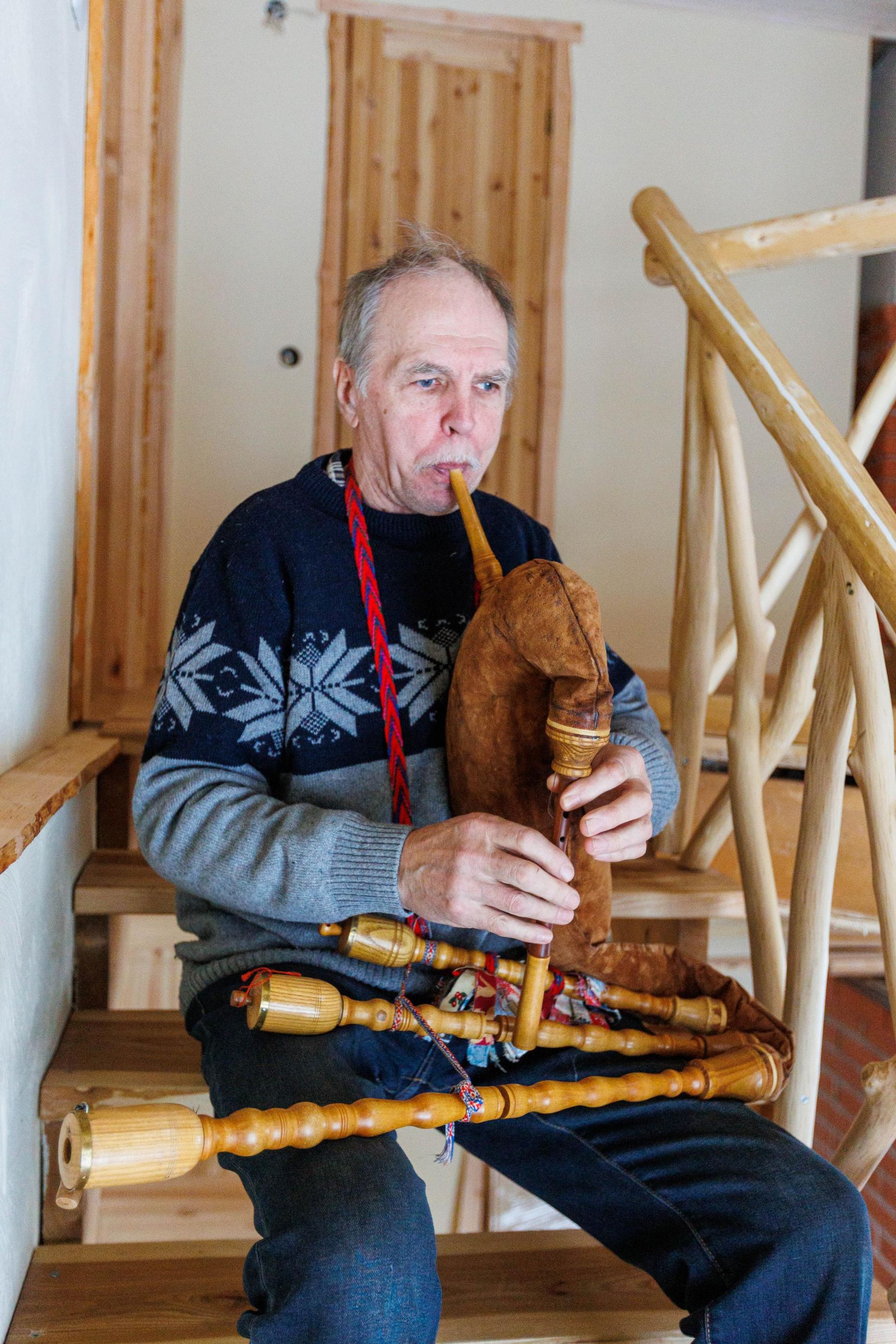 Riidajat täitsid torupillihelid