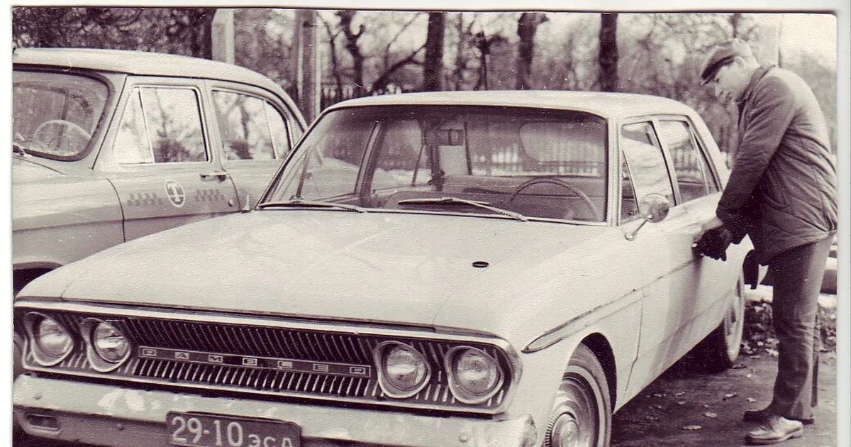 TEHNIKA Neeme Järvi ja Paul Kerese autodel oli alati rahvasumm ümber