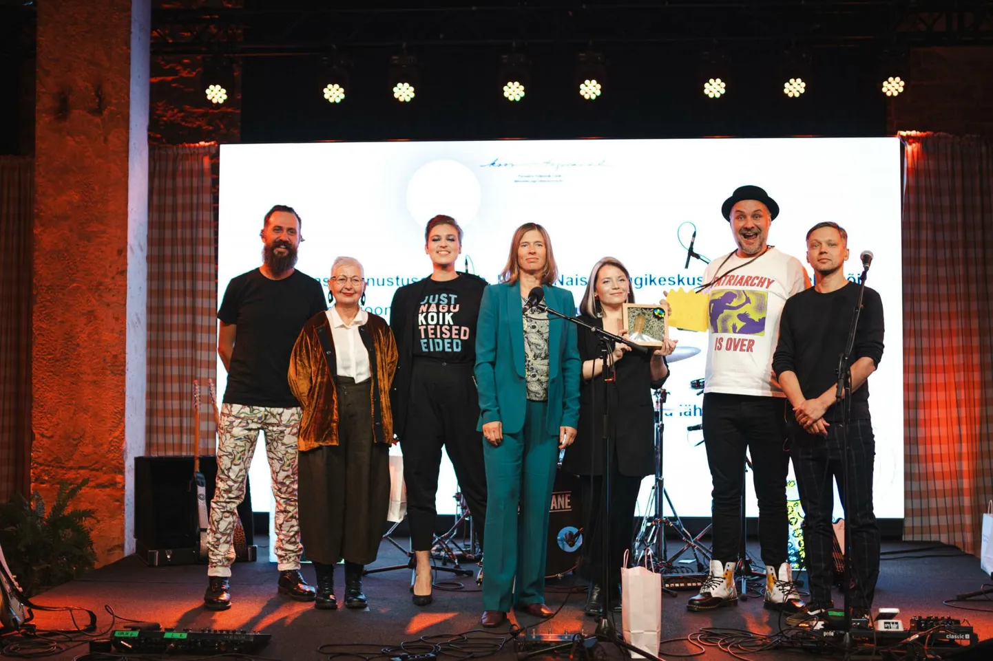 Viies Okas läks tuntud bändile raju loo eest