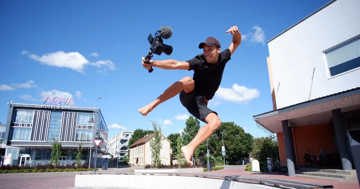 Roomet Poom: “Inimesed täidavad sotsiaalmeedias enda puudujääke”