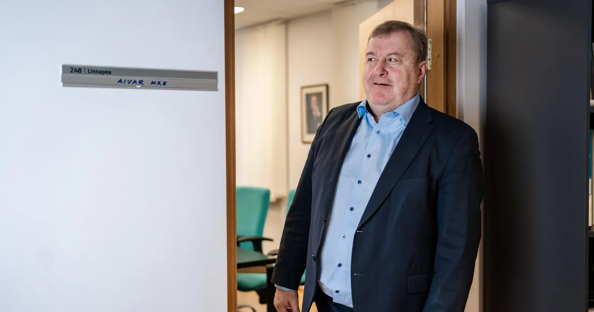 GRAAFIK Aastaga kerkis enim Põhja-Pärnumaa ja Kihnu vallavanema palk