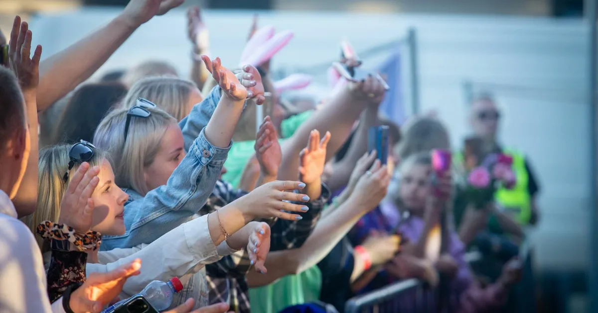GALERII Tuhanded inimesed tähistasid jaanipäeva Valgerannas