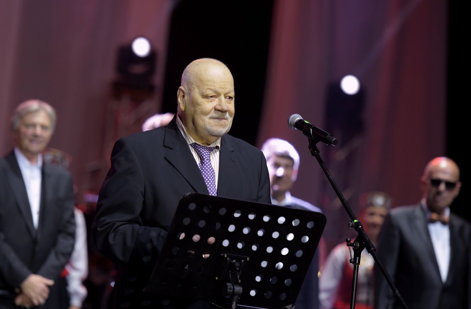 "Nu, neiet man labi." Dzejnieks Jānis Peters atklāti par savu veselību