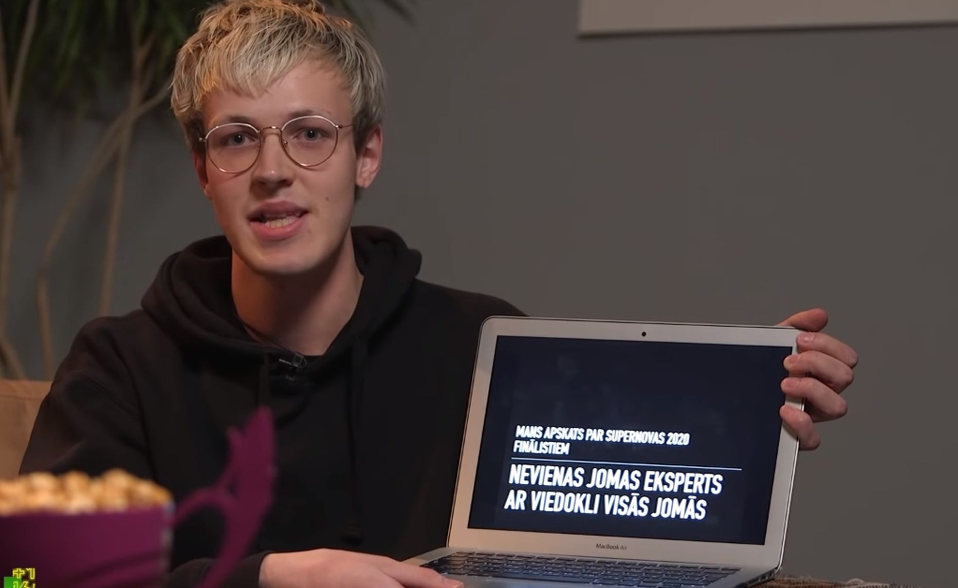 Rojs Rodžers metas komentēt "Supernovas" priekšnesumus