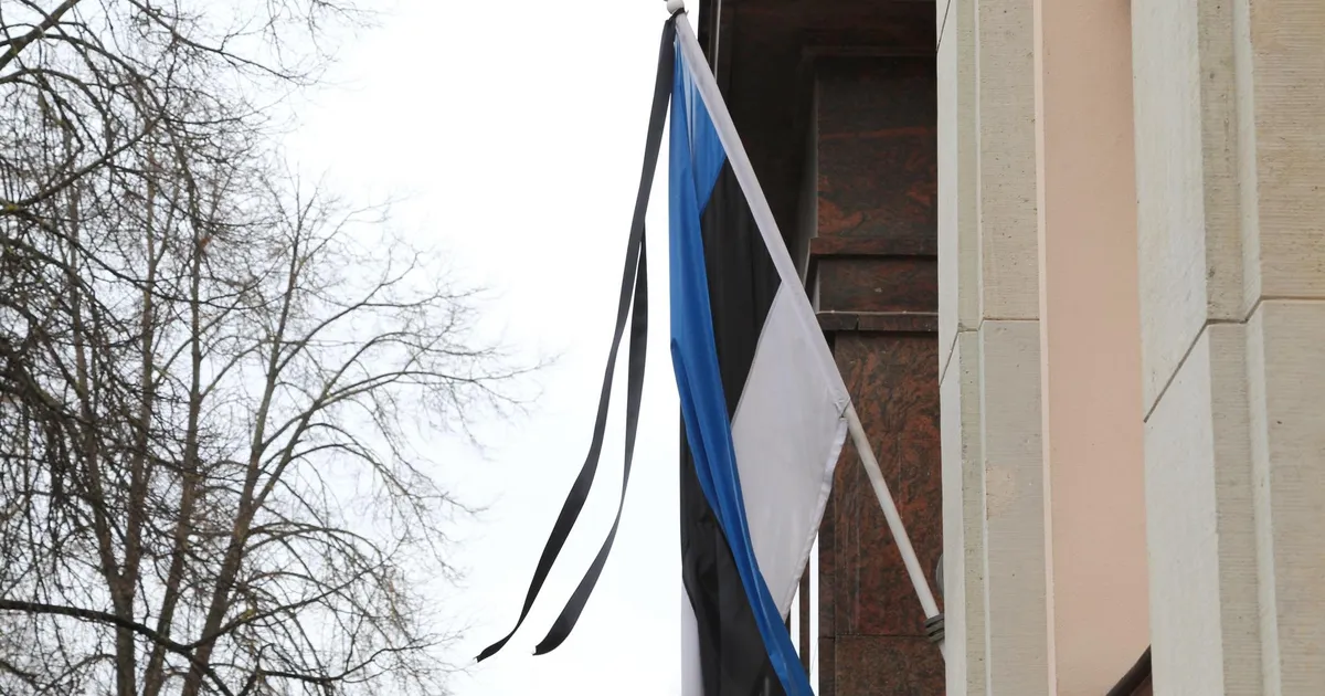 Homme heisatakse riigilipud leinalipuna