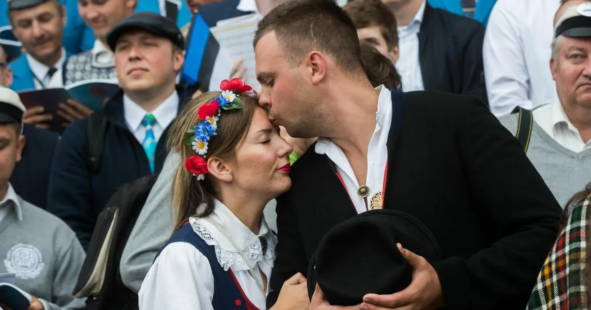 OLEV POOLAMETS Kuidas tänapäeval olla (noore) mehena?