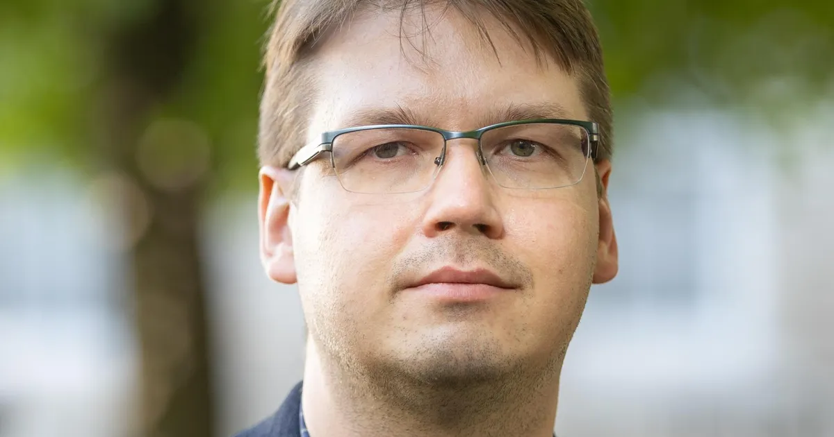 Tartu Ülikooli väliseesti külalisprofessori stipendiumi pälvisid Annela ...