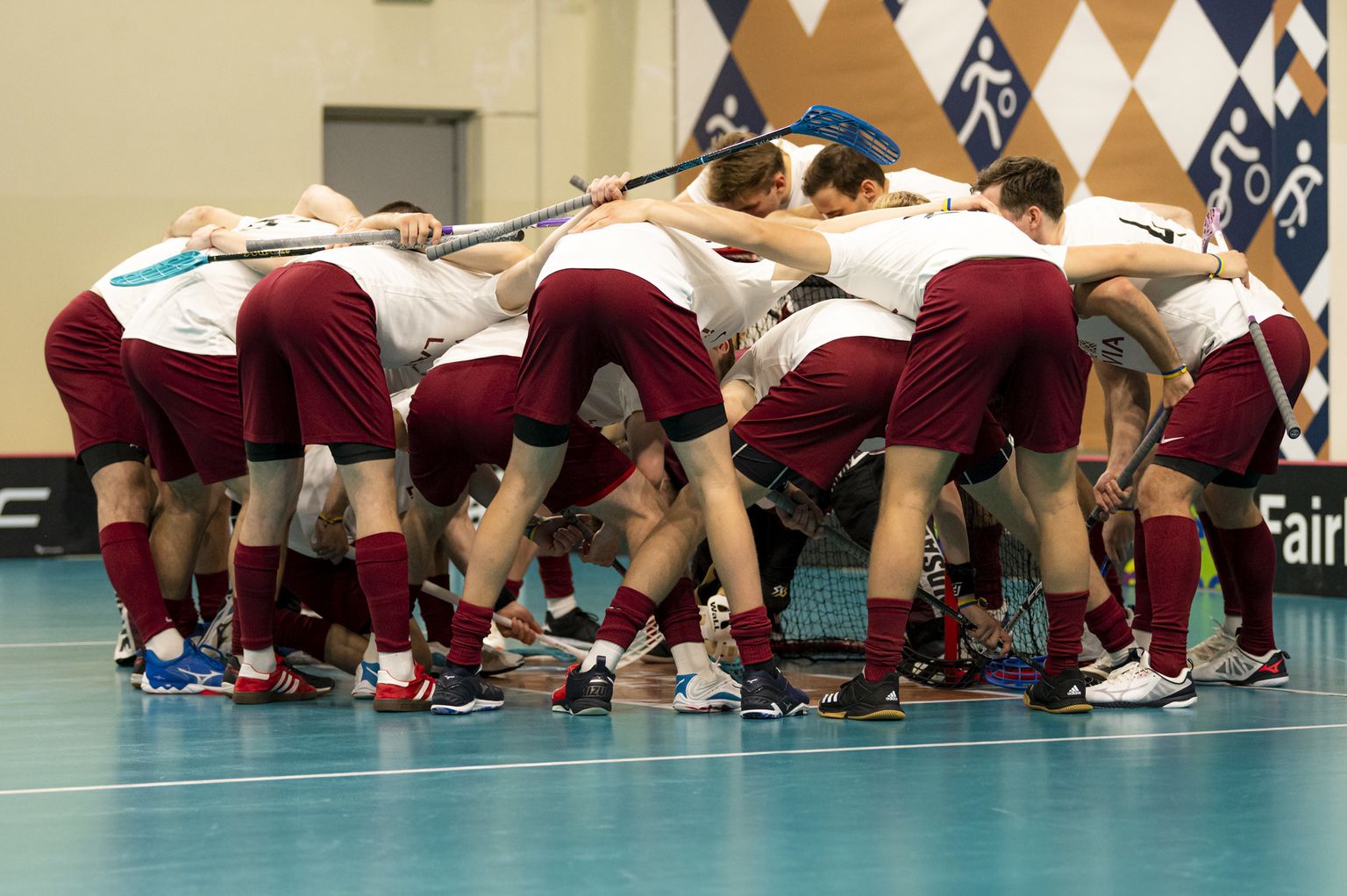 Zināms Latvijas florbola valstsvienības sastāvs dalībai pasaules čempionātā