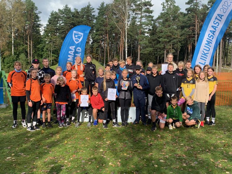 TULEMUSED Vaata, kuidas läksid maakonna koolide teatekrossi võistlused