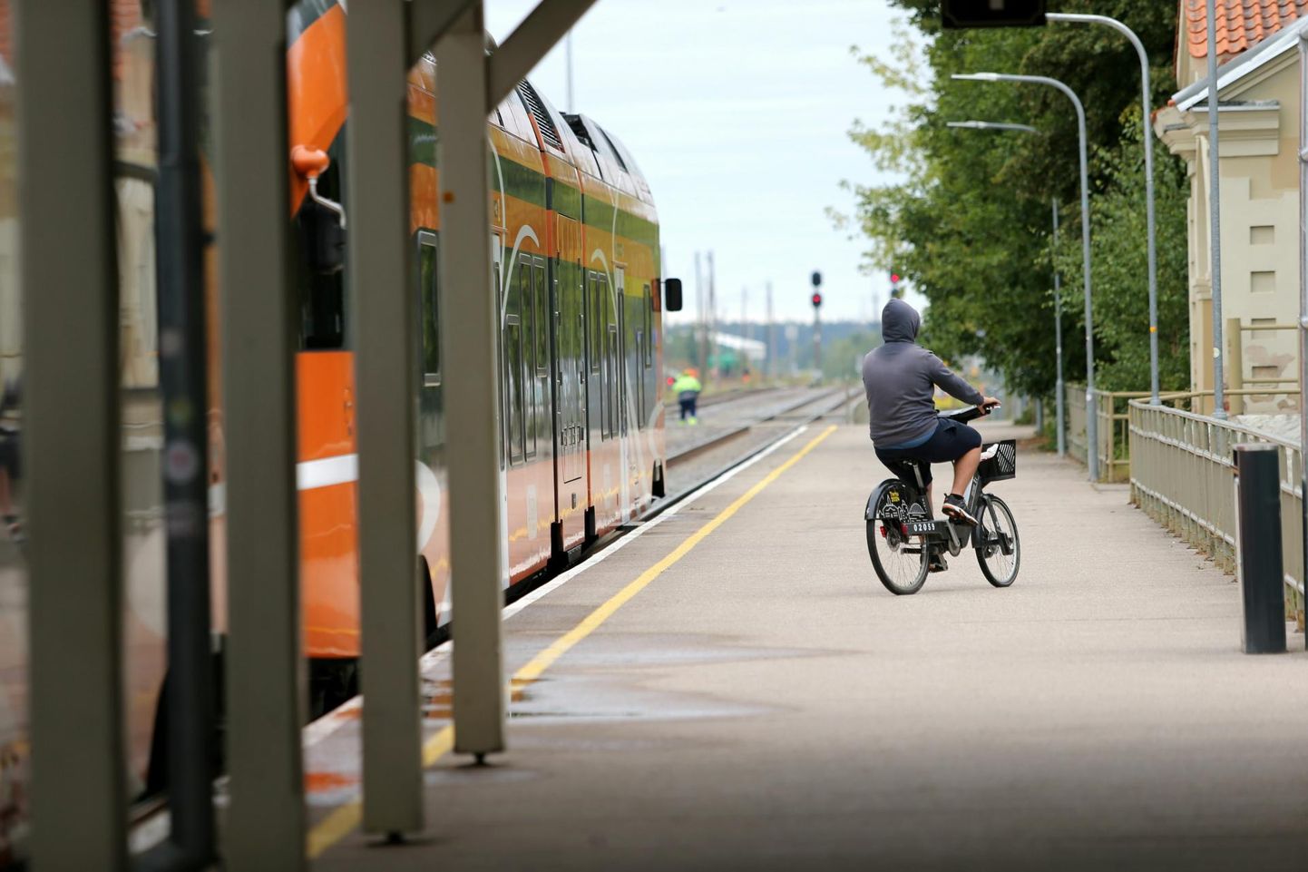 KOHALIK VAADE Lätlased sattusid Riia–Tartu rongist elevusse