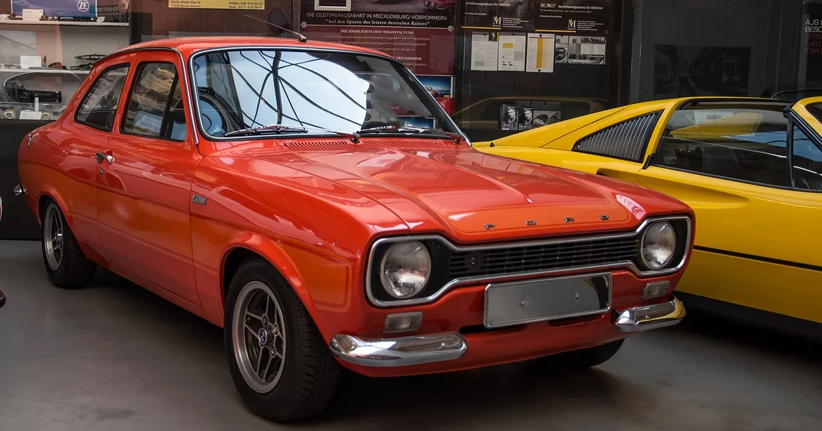 Anekdoot: sõidan mina oma Fordiga