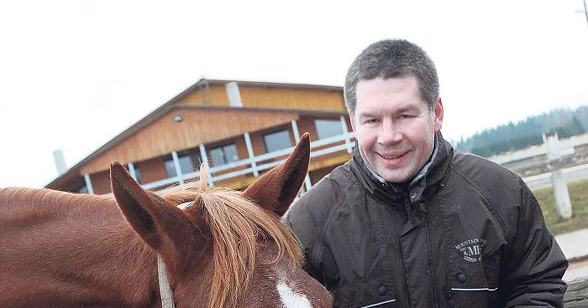 Maarjamõisa linnaku juht Toomas Kivastik hoiab kindlalt ratsmeid