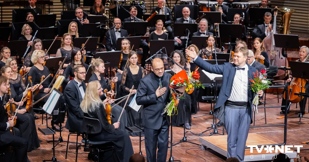 FOTO Komponists Rihards Dubra par savu jaundarbu – Trešo simfoniju ...