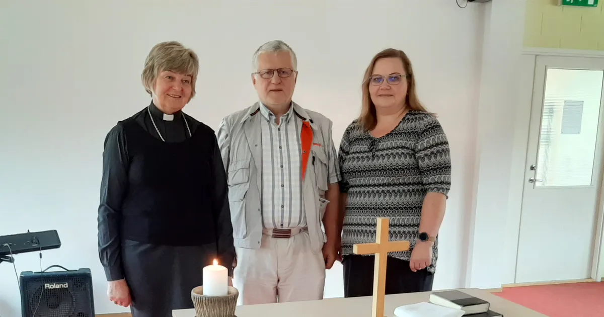 AILE VAHER Südamekodus on hinged hoitud