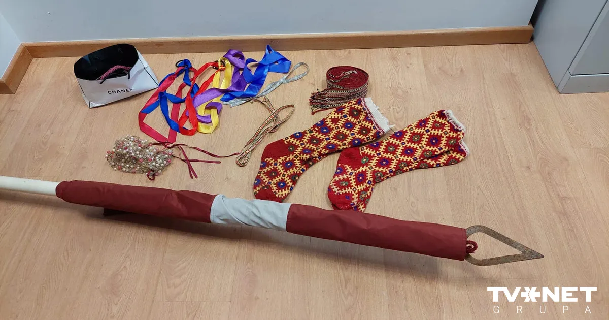 FOTO Vai Dziesmu svētkos kaut ko pazaudēji? Atrastās mantas glabājas ...