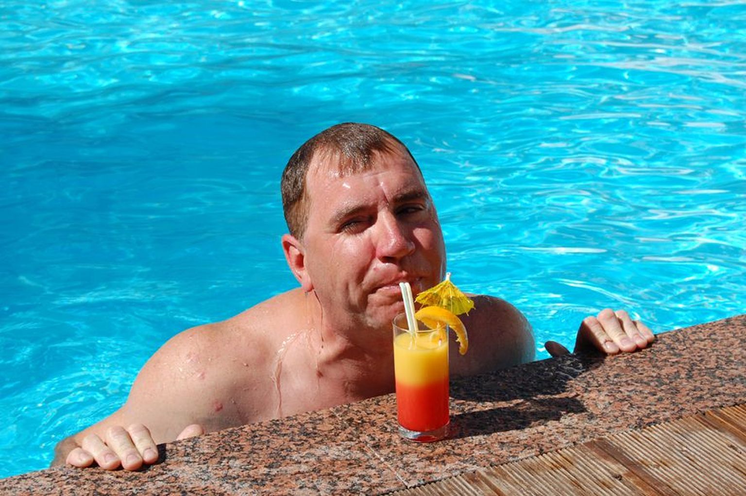 Sepo Seeman leevendab süümepiinu nõusid pestes