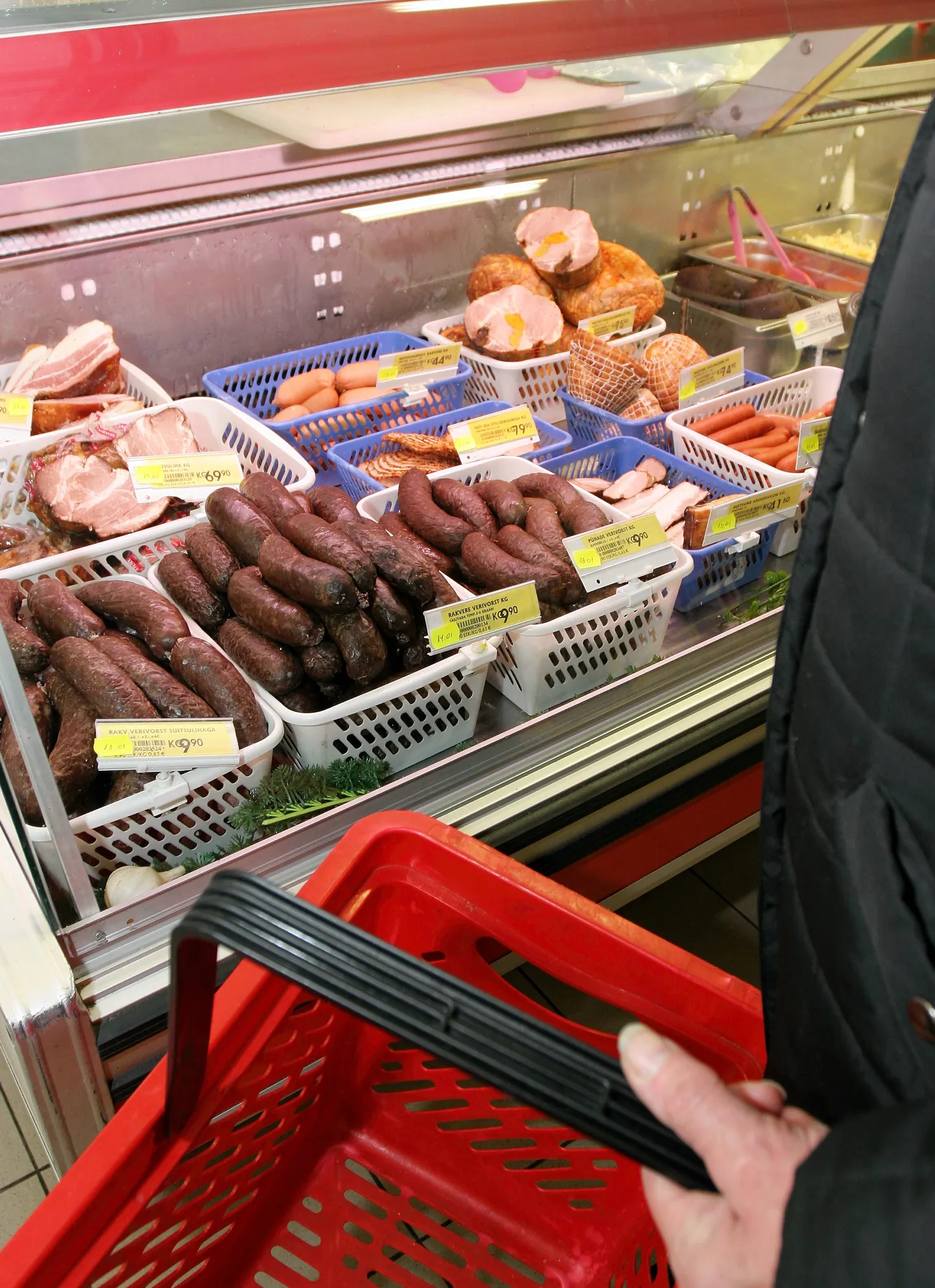 Eestlased pistavad pintslisse sadu tonne verivorste. Hitiks tõuseb ...