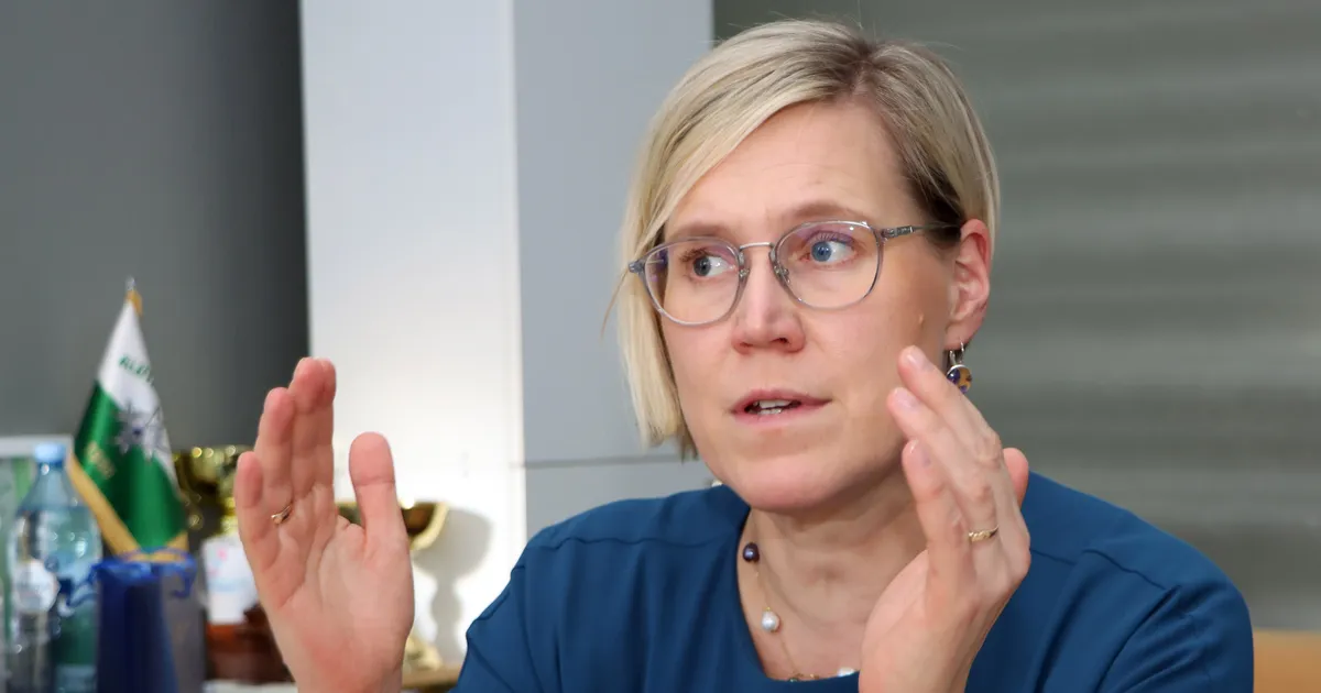КАНЦЛЕР ПРАВА УСПОКАИВАЕТ КИВИЫЛИСКИХ РОДИТЕЛЕЙ Школа справится с