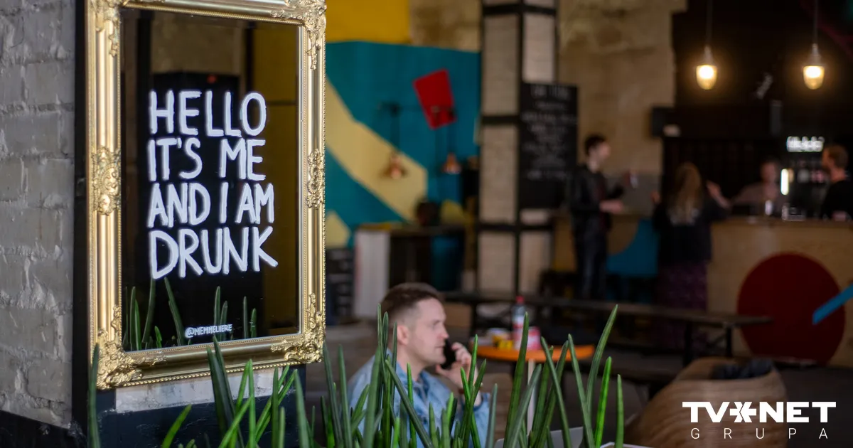 Tallinas ielas kvartālā atgriežas brīvdabas kino seansi