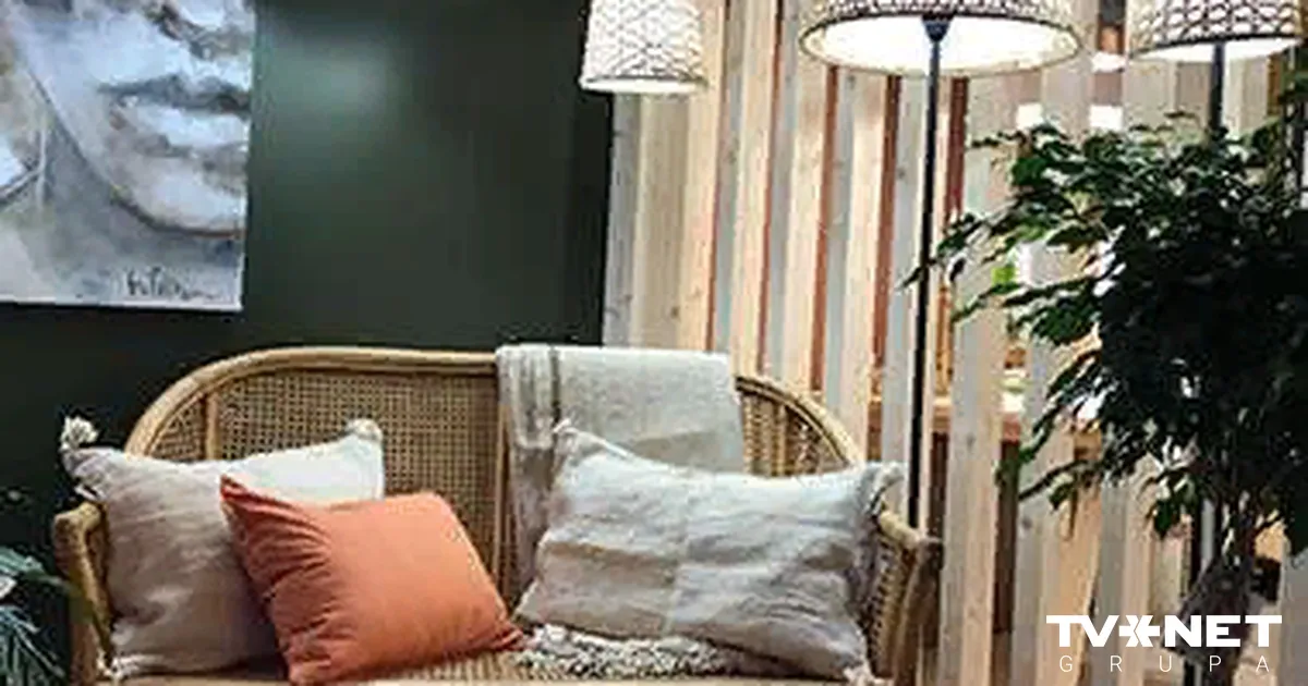 Elegance un ziedu raksti jeb kā iekārtot māju šogad