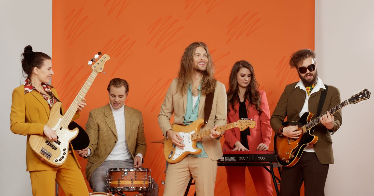 VIDEO Daniel Levi pani oma tänavamuusikust onu laulu sisse