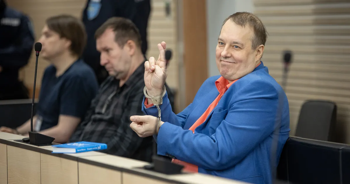 Süüdistus: Aivo Peterson tahtis luua relvaloa omanikest niinimetatud ...