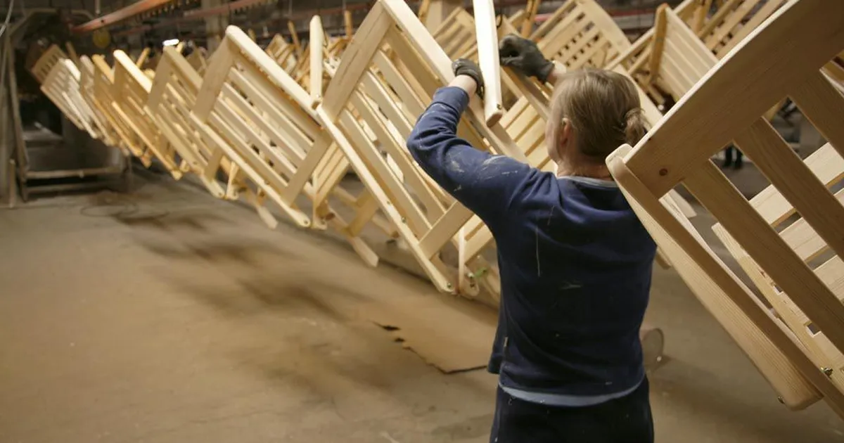 Mööblifirma Tammuru Puit kaalub pooltsada koondamisteadet