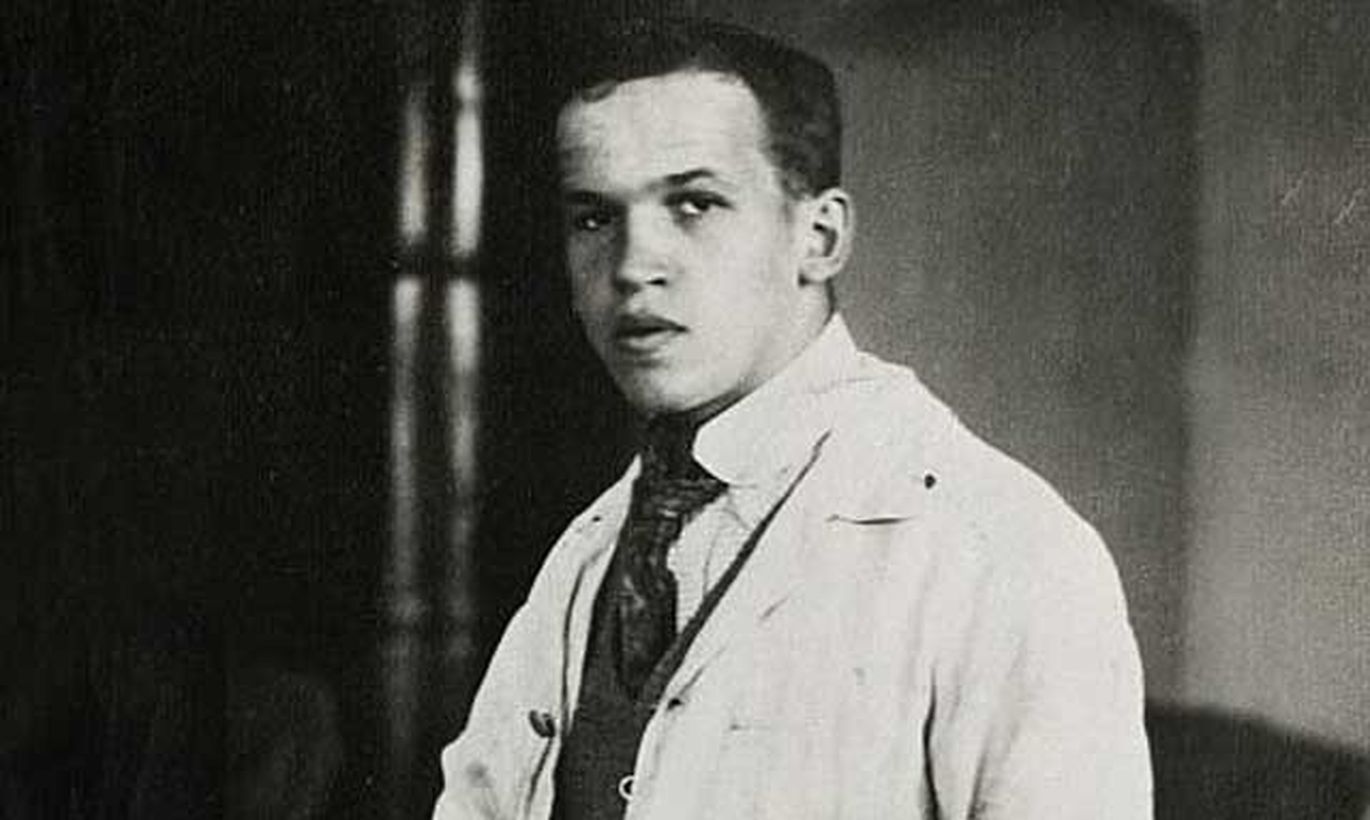 Atklās projektu «Romans Suta - 120. Universālā mākslas formula ...