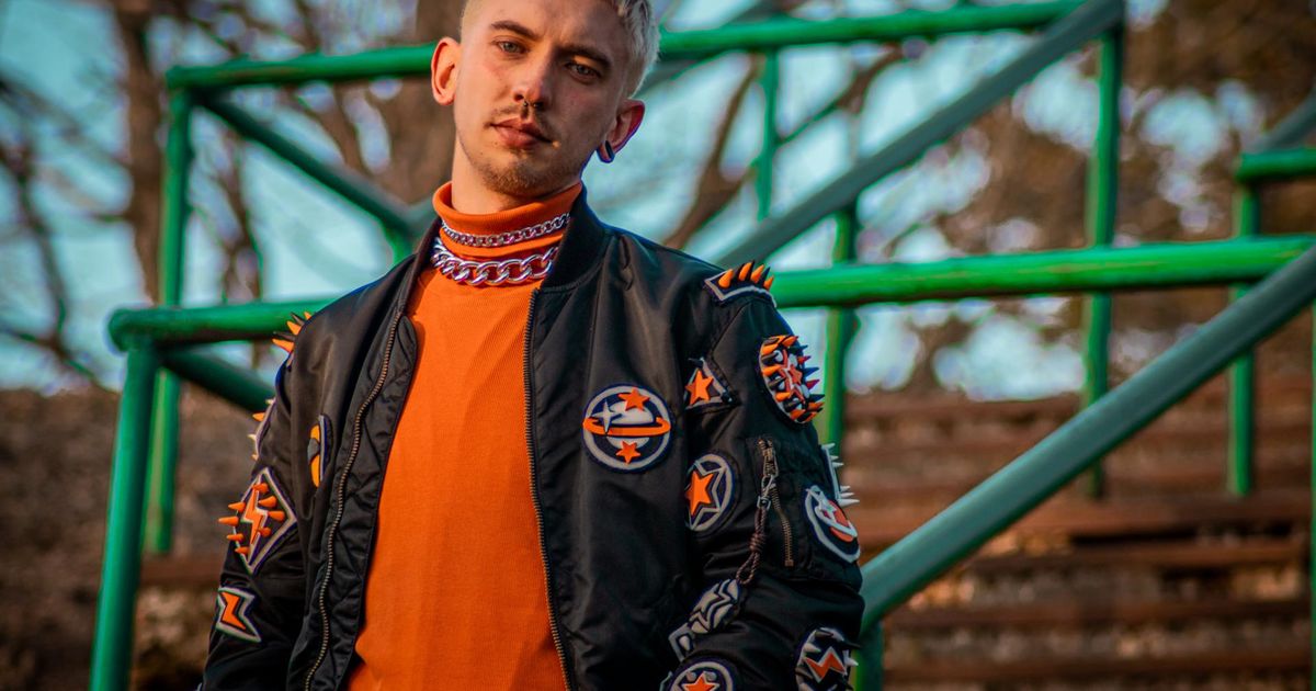 PILDID JA VIDEOD Animaator Josh Twist magas kaheaastasena riiulis ...