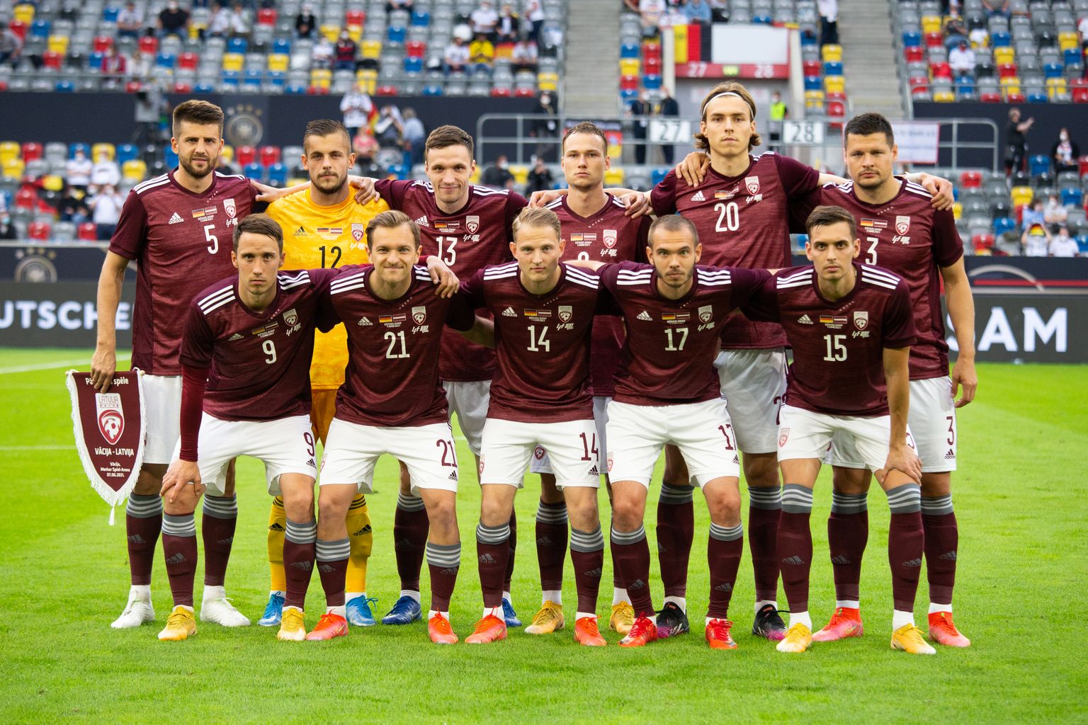 Latvijas futbolisti izšķirīgajā cīņā par Baltijas kausu tiekas ar Igauniju