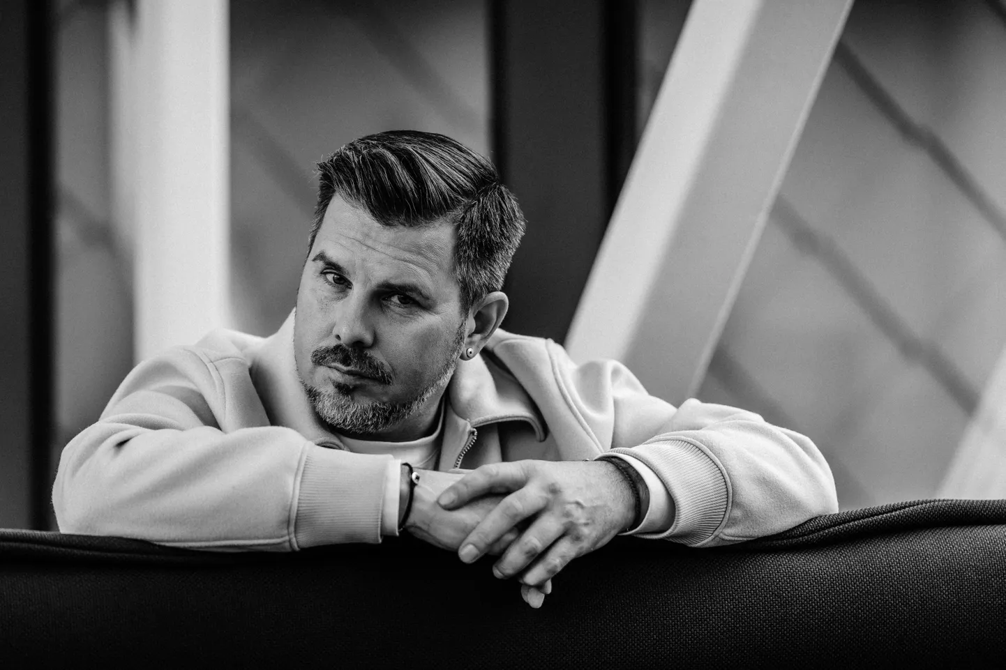 Cits Intars Busulis. Intervija par vīrieša dvēseli, bailēm, nāvi un ...