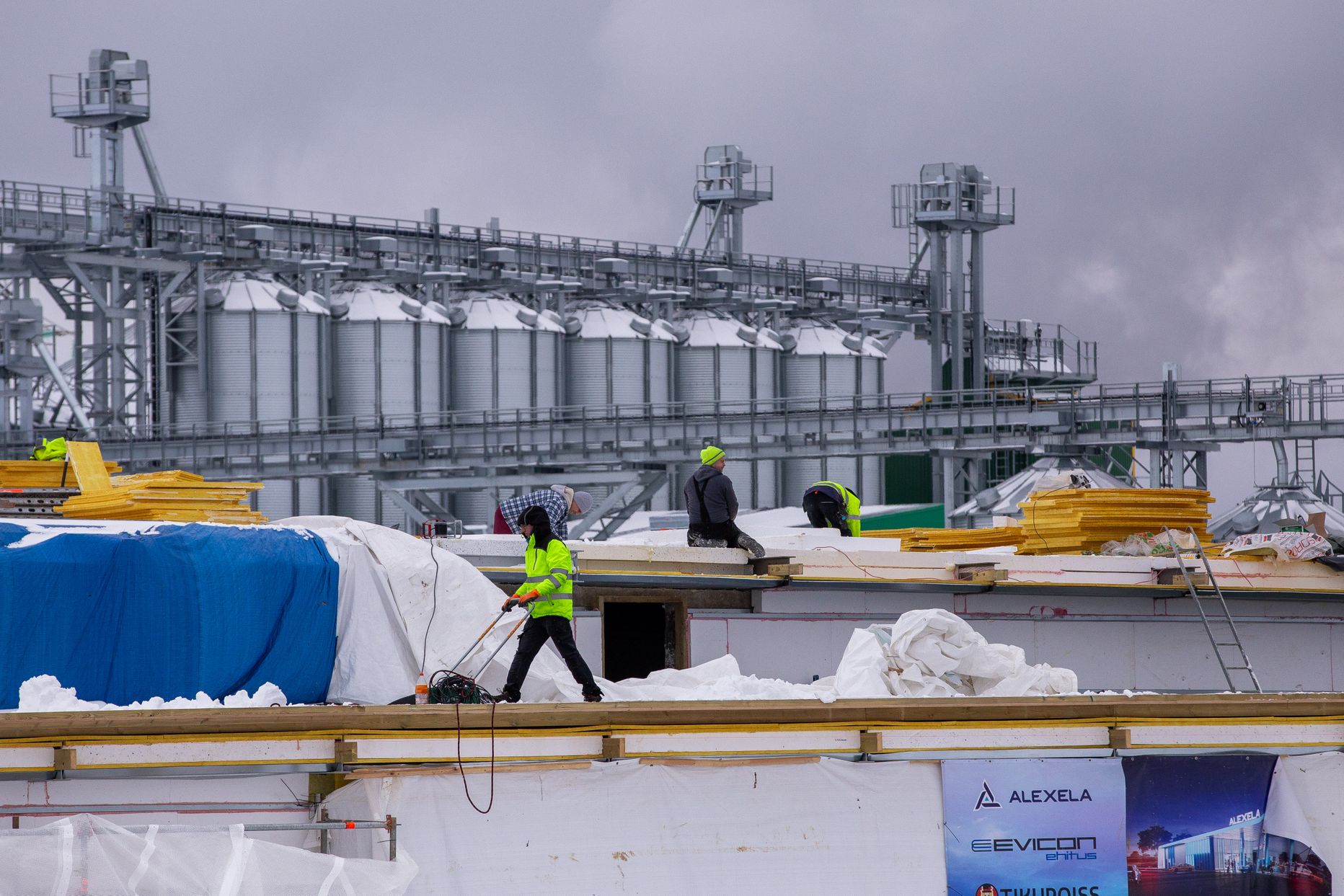 Avamiskevad pole kaugel: Paia risti rajatava tankla-kohviku ehitustööd ...