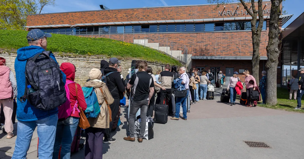 TAHAD VENEMAALE? MAKSA! Narva piiril käib vilgas äri järjekorrakohtadega