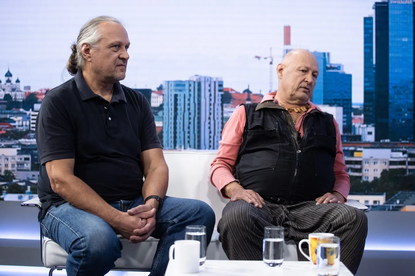 Vennad Urbid leinavad ema: ta vihkas kurbust ehk tema palve oli ...