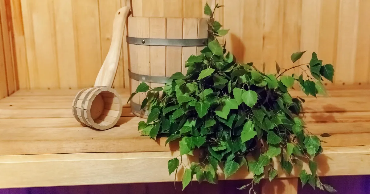 RMK Pühadele mine vastu riigimetsast toodud kasevihaga