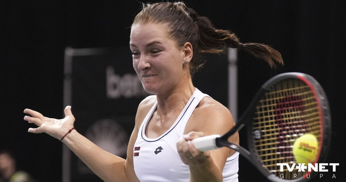 Latvijas tenisiste Semeņistaja spēlējusi duetā ar Krievijas armijas ...