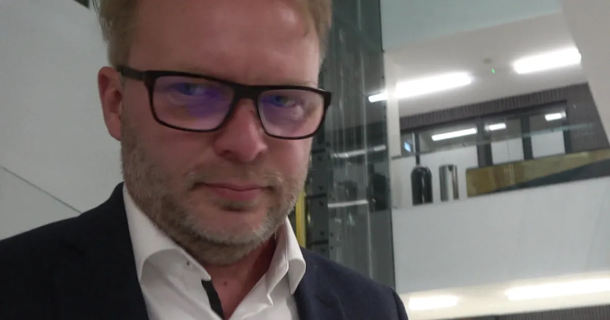 End Rootsi miljardäri väimehena esitlenud Marek Stell (Tamm, Alle ...