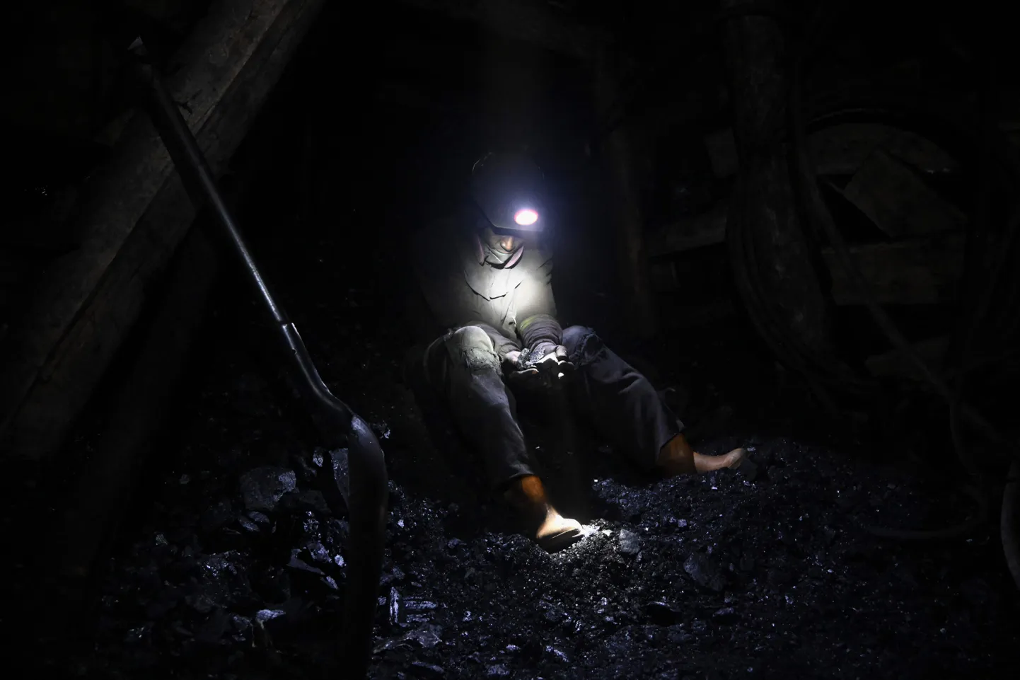 RAINER SAKS Venemaa jättis maa alla lõksu 192 Ukraina kaevurit