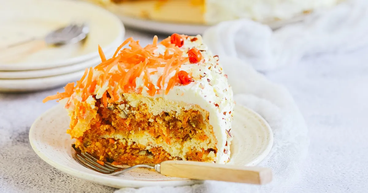 RETSEPT Kevadine porgandi-kohupiimakook