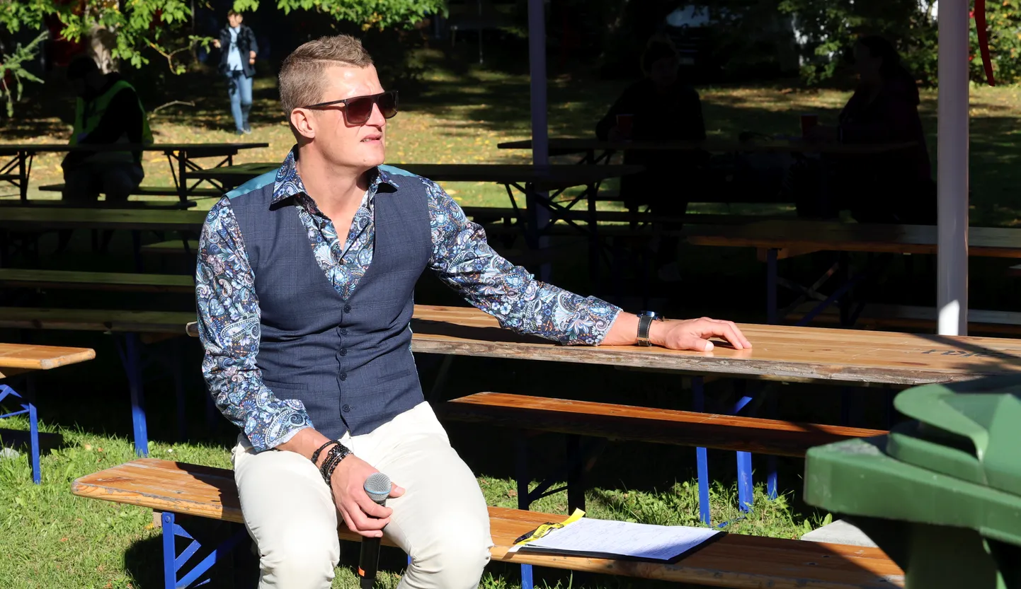 «VAENE JUSS!» Juss Haasma avaldas piinliku seiga lapsepõlvest: isa tegi ...