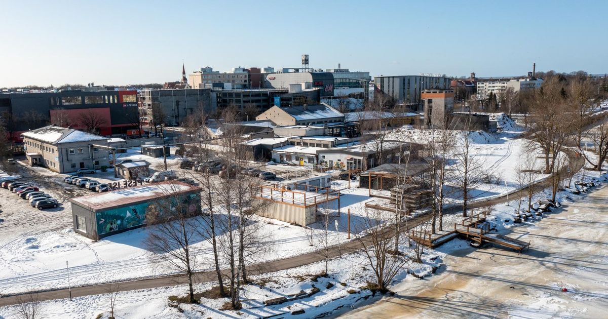 MARI-LIIS LEMBIT Pärnu linnasüda: turistide teemapark või linna … süda?