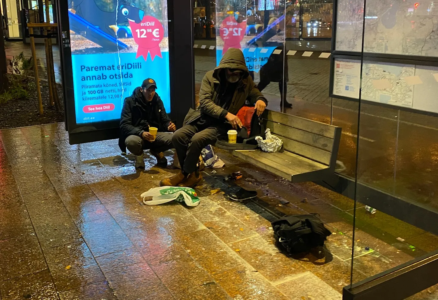 KELLE JAOKS? Lugeja küsib: kas nüüd on ka Postimaja Rimi bussipeatus ...