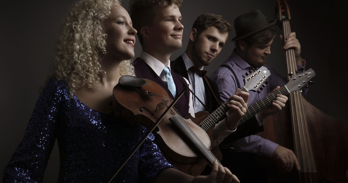 Curly Strings annab koos tuntud Eesti artistidega välja heategevusliku ...