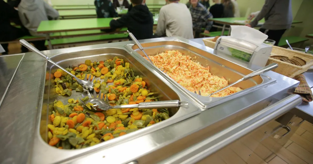 Pärnu lasteaedades käki kokku keeranud firma soovib ka linna koole toitlustada