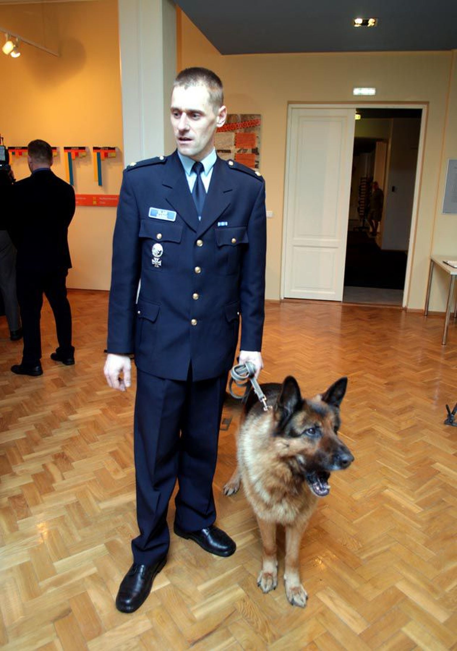 Keskuse tualetist leitud kotikesed äratasid kahtlust