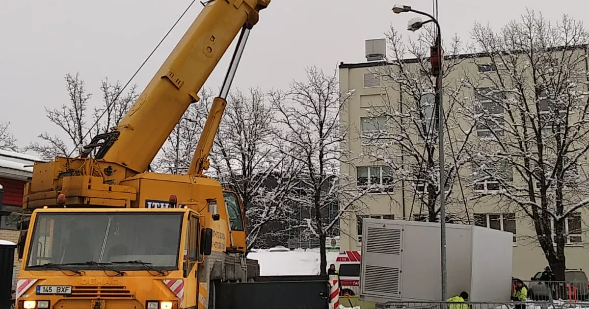 Elektrikutel käis abis suur kraana