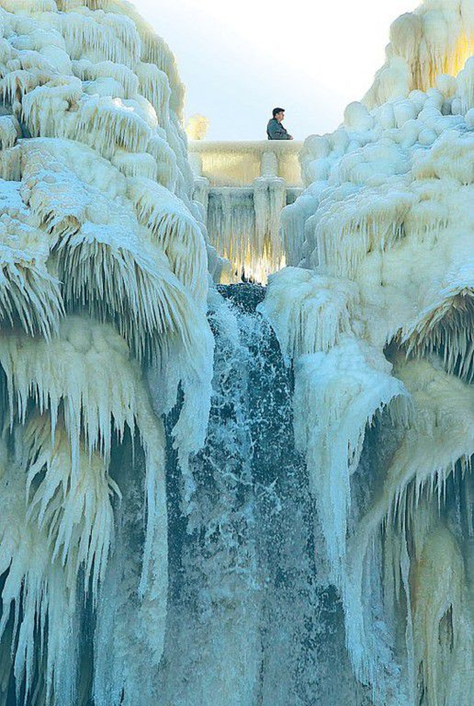 Ida-Virumaal sai viga Valaste joa vaateplatvormilt kukkunud noormees