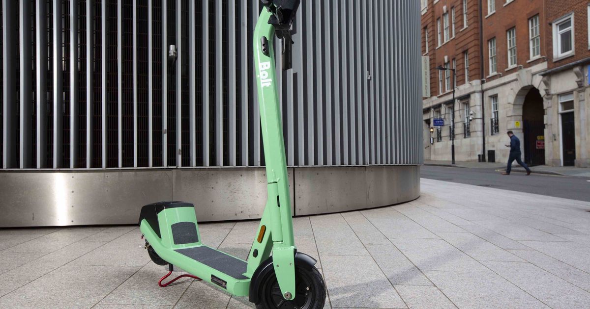 ФОТО Один из самокатов Bolt вновь был замечен в очень необычном месте