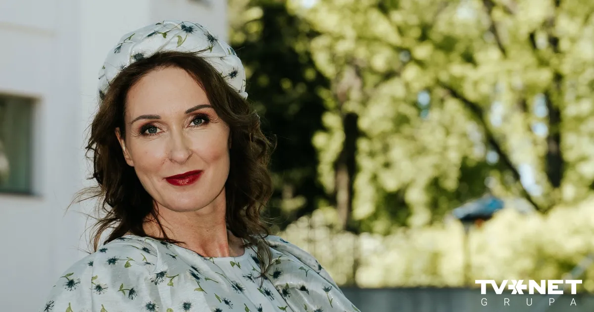 Tuvojoties saulgriežiem, Ineta Rudzīte piedāvā jaunu šlāgeri "Jāņuzāles"