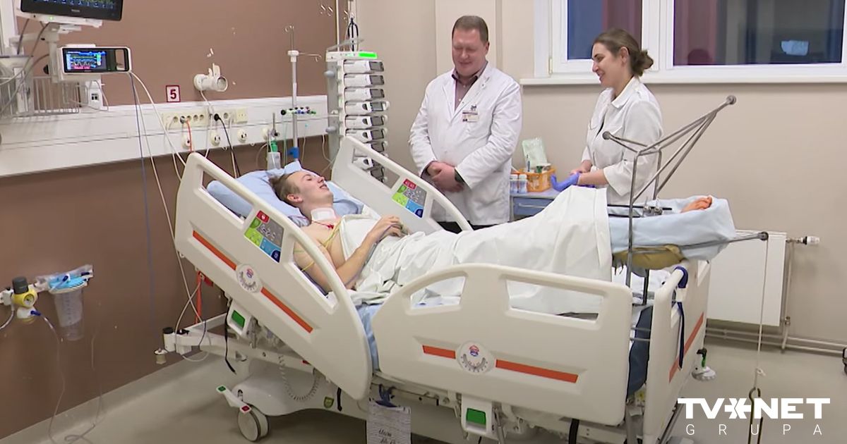 VIDEO Izmantojot unikālo EKMO sistēmu, no reģionālās slimnīcas uz Rīgu ...